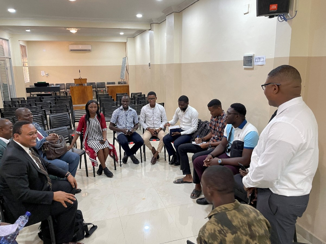 Elder Mutombo Teaches Young Latter-day Saints in Kinshasa, DR Congo ...